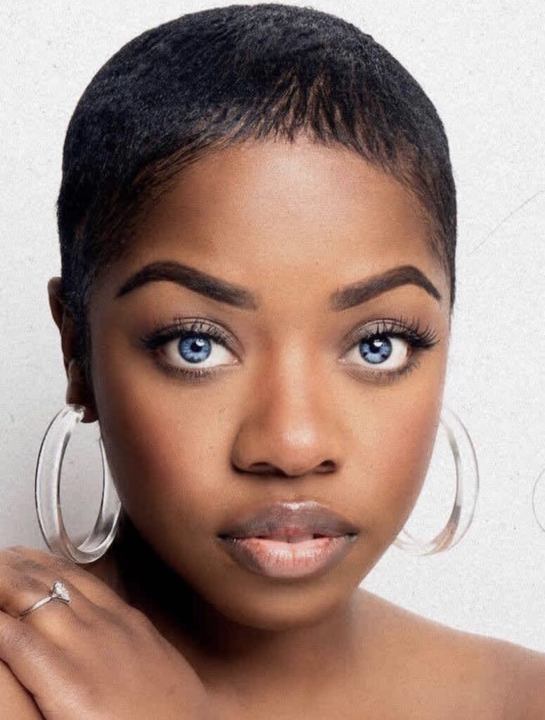 The Enigma Of The Stunning Kaleidoscope Of Ebony Queens' Eyes - SAXS