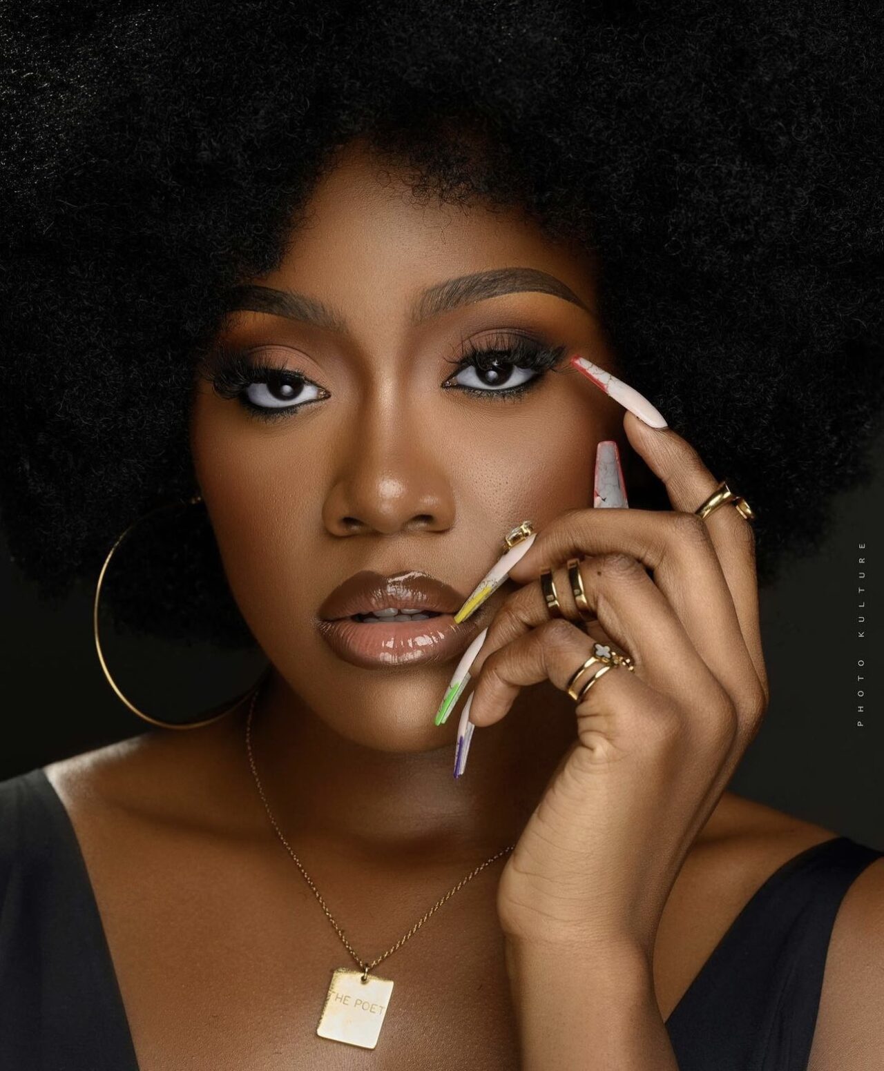 The Enigma Of The Stunning Kaleidoscope Of Ebony Queens' Eyes - SAXS